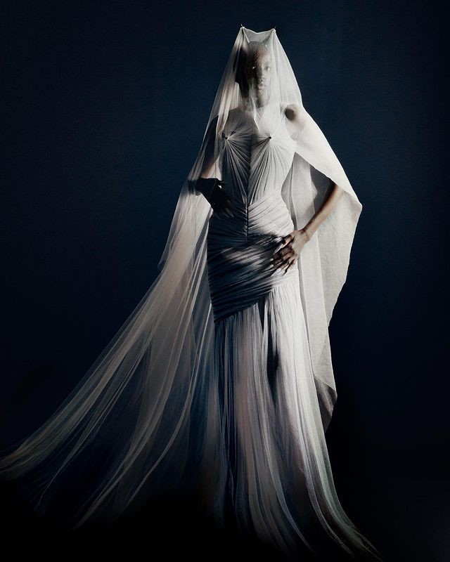 The corpse bride recreated in “burnt roti, horrifying” scorched bride